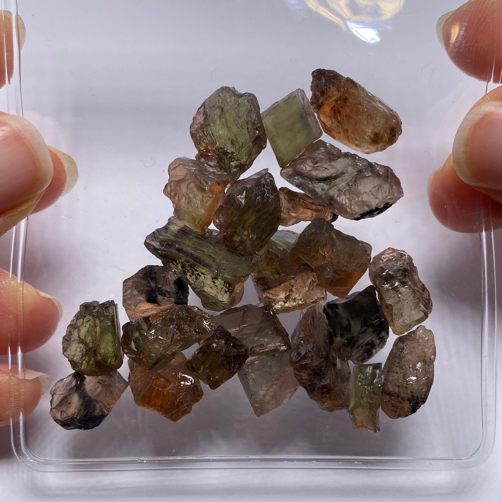 Collections – Joe Henley Rough & Gemstones