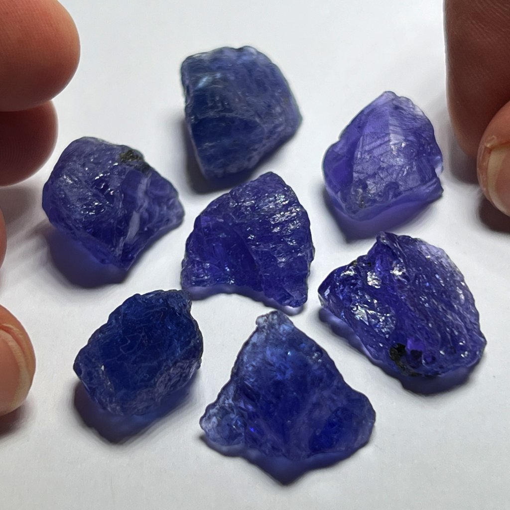 Tanzanite | Cabbing Rough | Cabochon | Jewelry | Jeweler – Joe Henley ...
